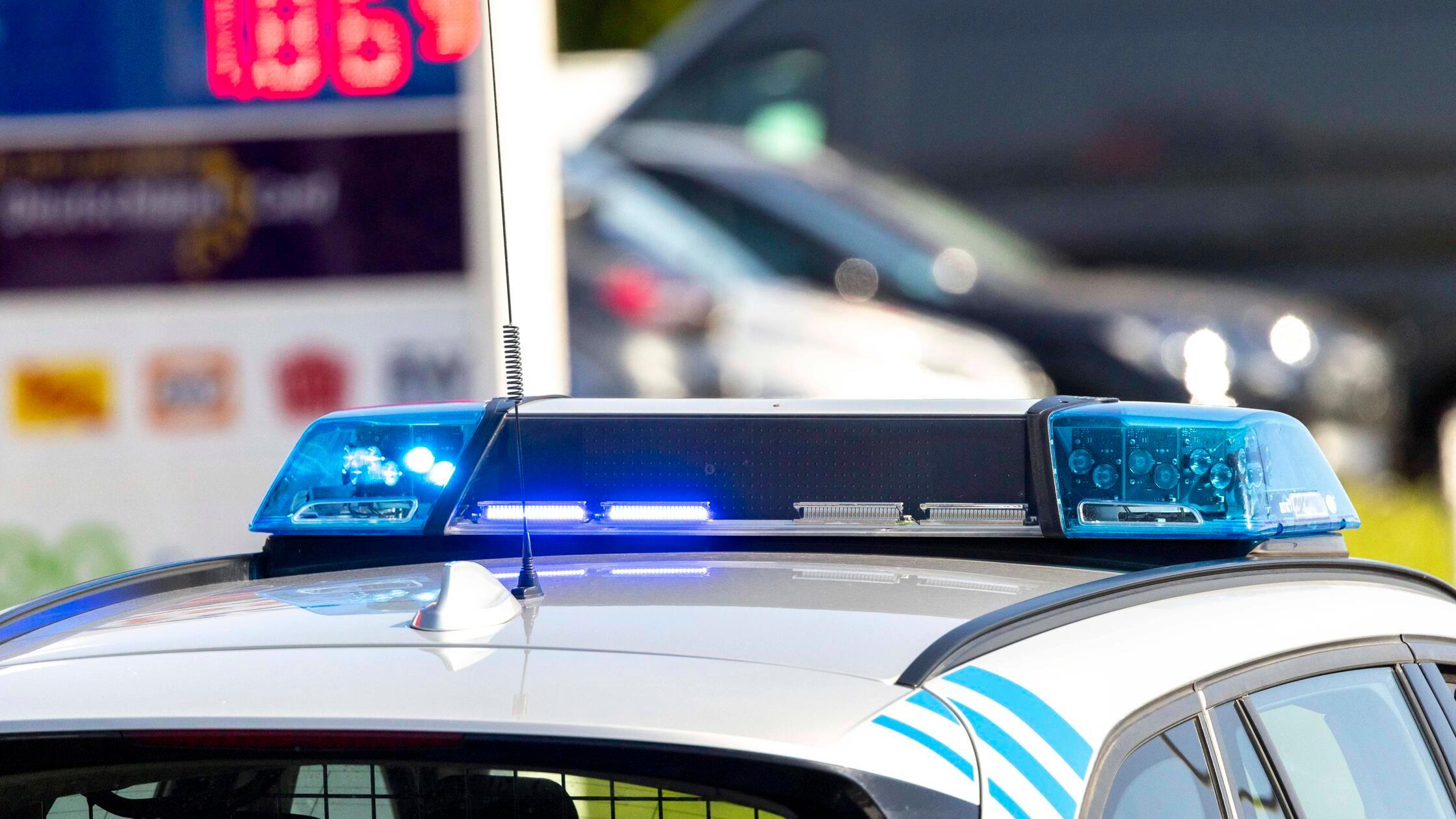 Raubüberfall in Franken: Teenager soll Tankstelle überfallen haben und ...