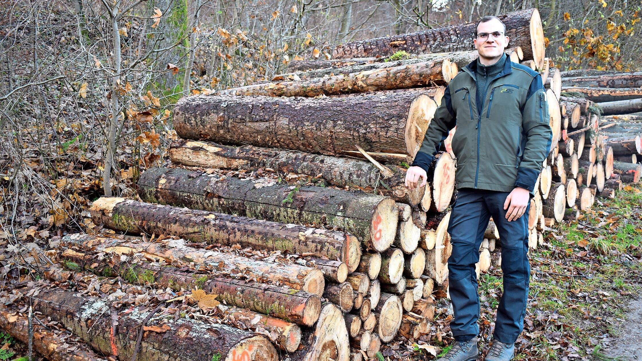 Schon sein Uropa war im Wald zuhause: Jonas Meyer übernimmt Pegnitzer ...