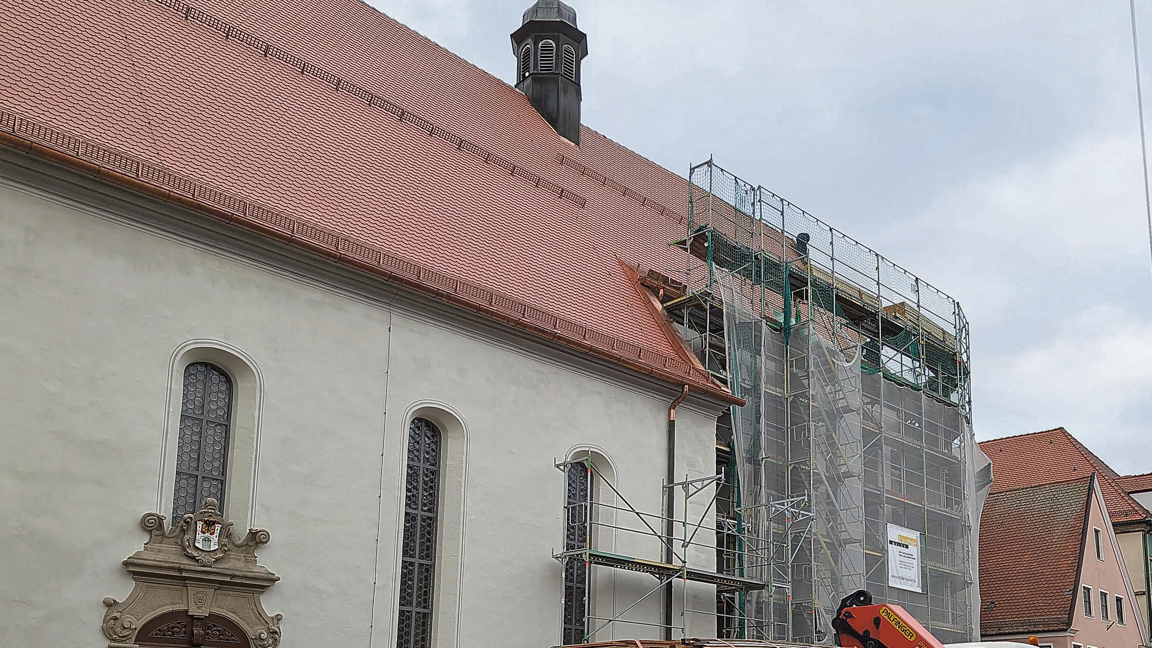 Ade Großbaustelle in der Weißenburger Altstadt: Karmeliterkirche öffnet ...
