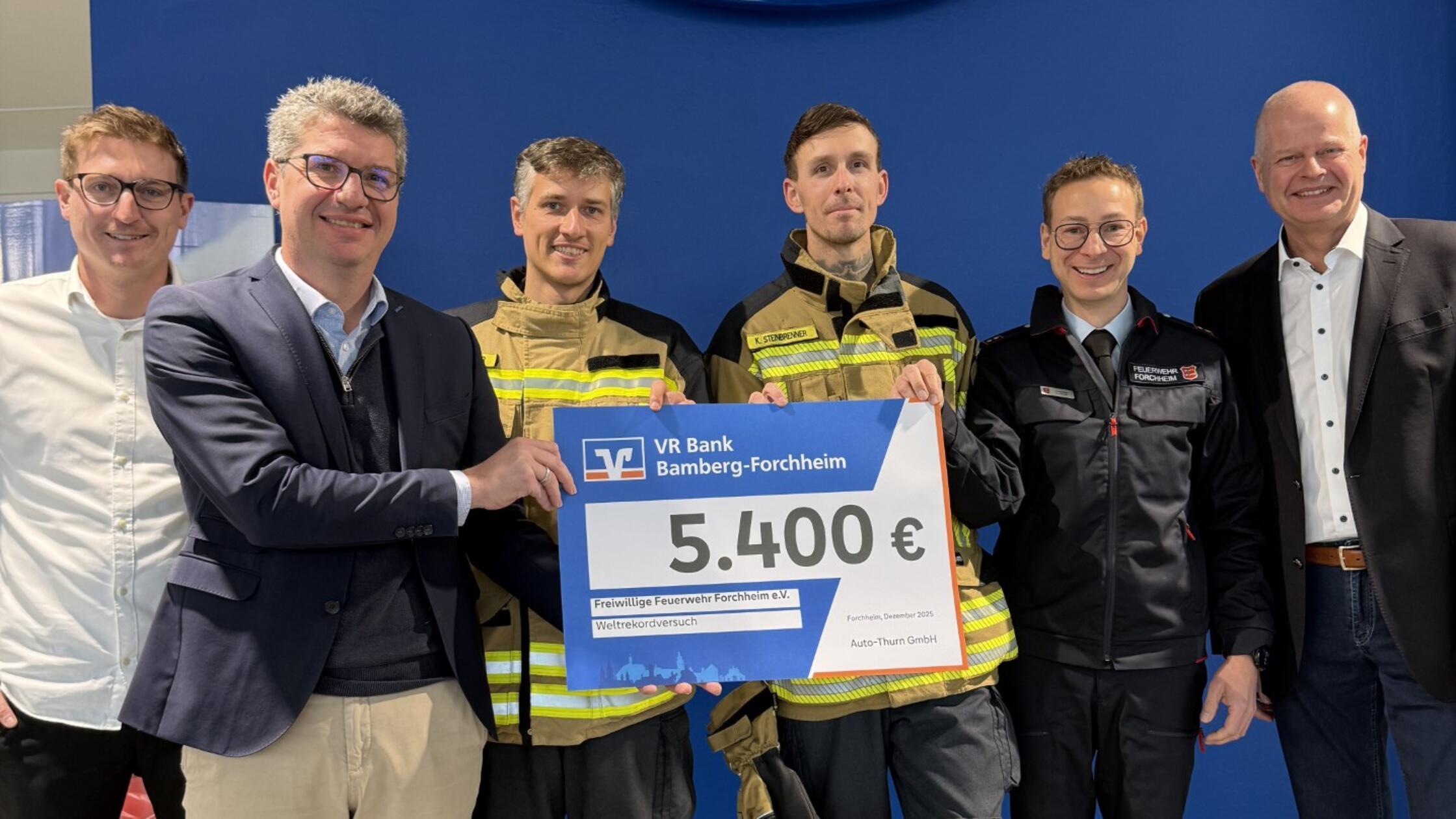 Autohaus Thurn in Forchheim spendet Feuerwehr Forchheim für ...