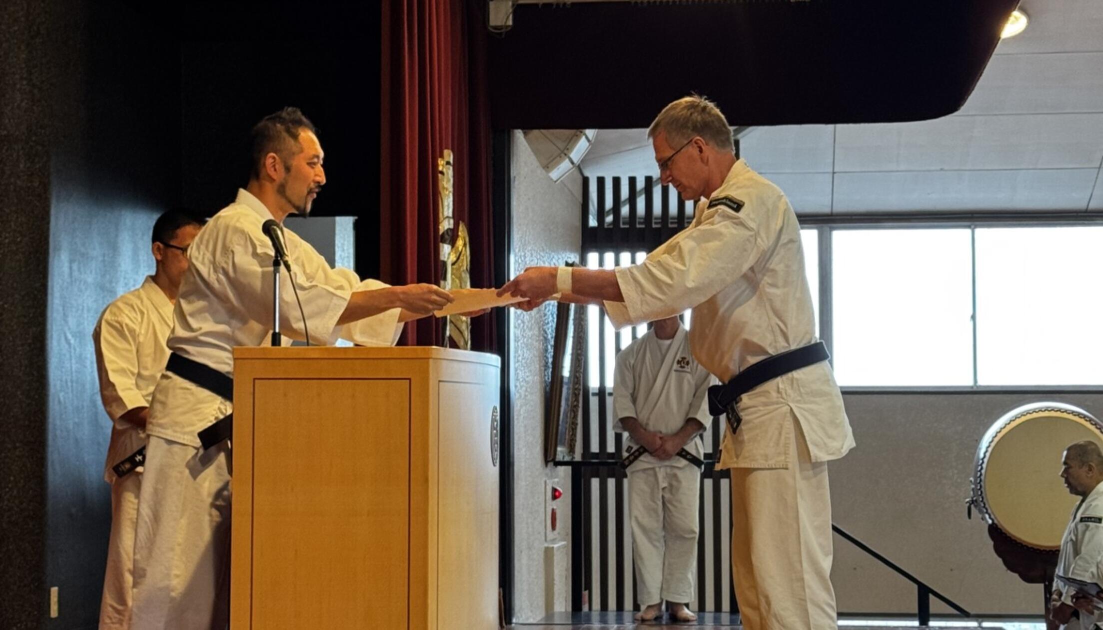 Douglas Beard erreicht 7. Dan