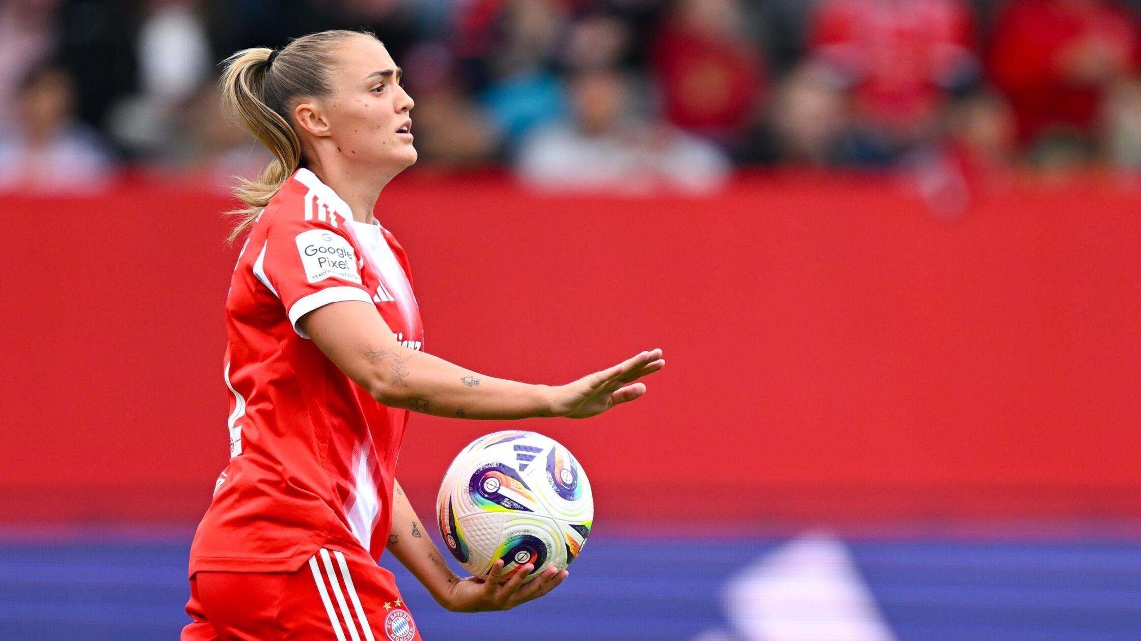 Nicht mehr lange Bayern-Spielerin: Europameisterin Stanway