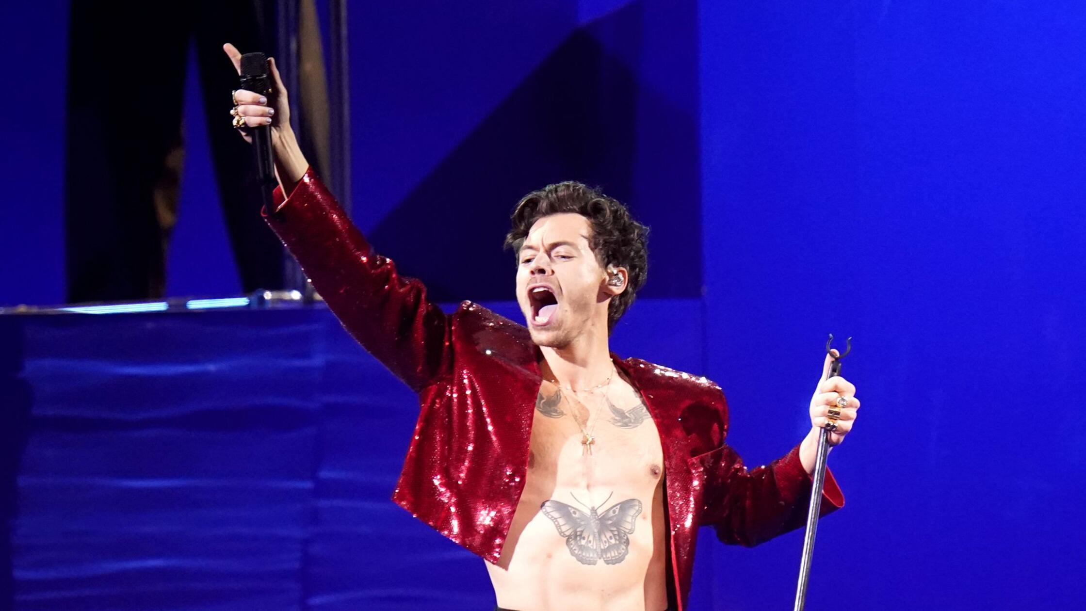 Neue Single: Harry Styles lockt Fans in Plattenläden