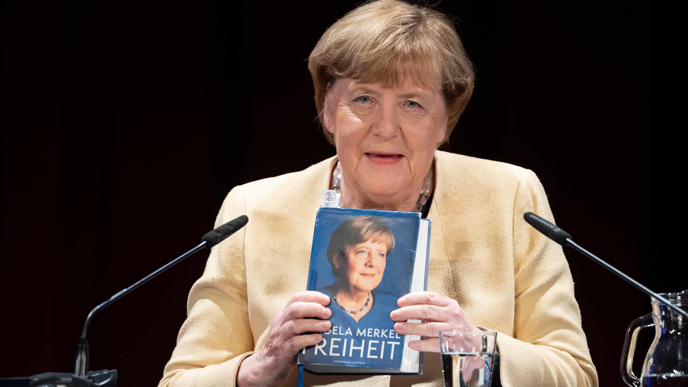 Angela Merkel liest in Nürnberg: Ein Abend über Macht, Freiheit und ...