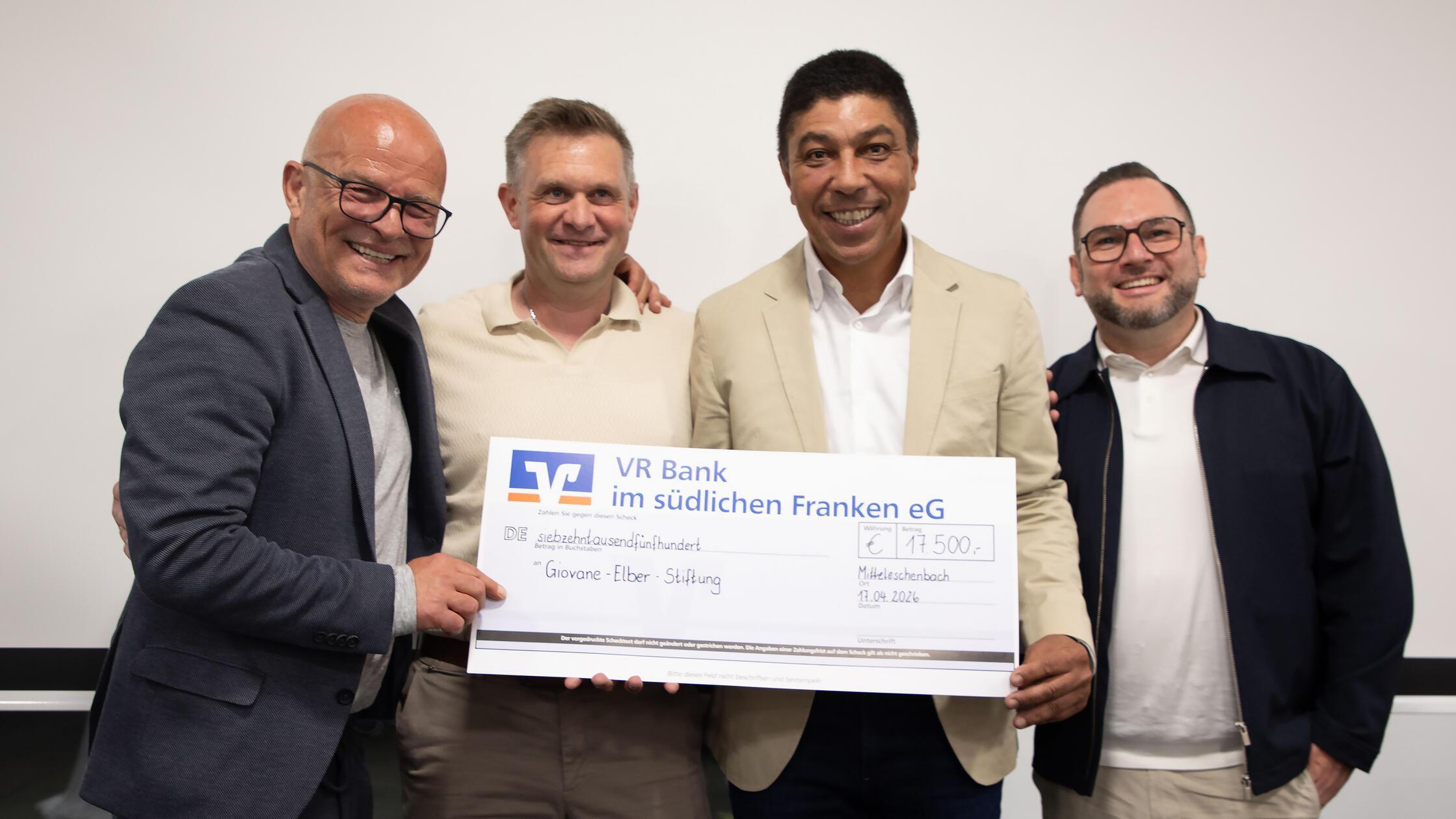 Giovane Elber in Mitteleschenbach - darum war der frühere Bundesliga ...