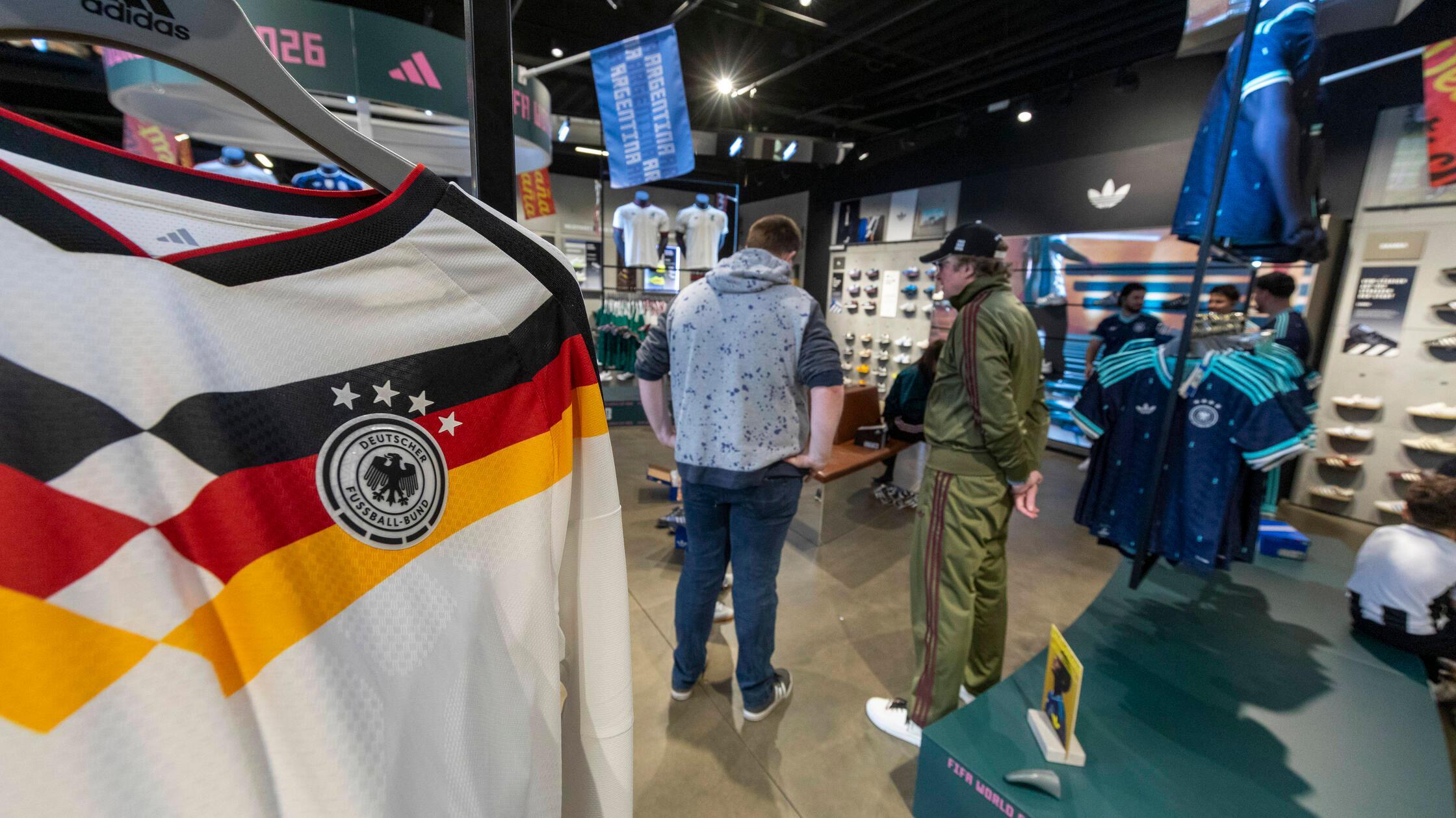 Deutschlandtrikot zur WM 2026 online kaufen: So schützt du dich vor ...