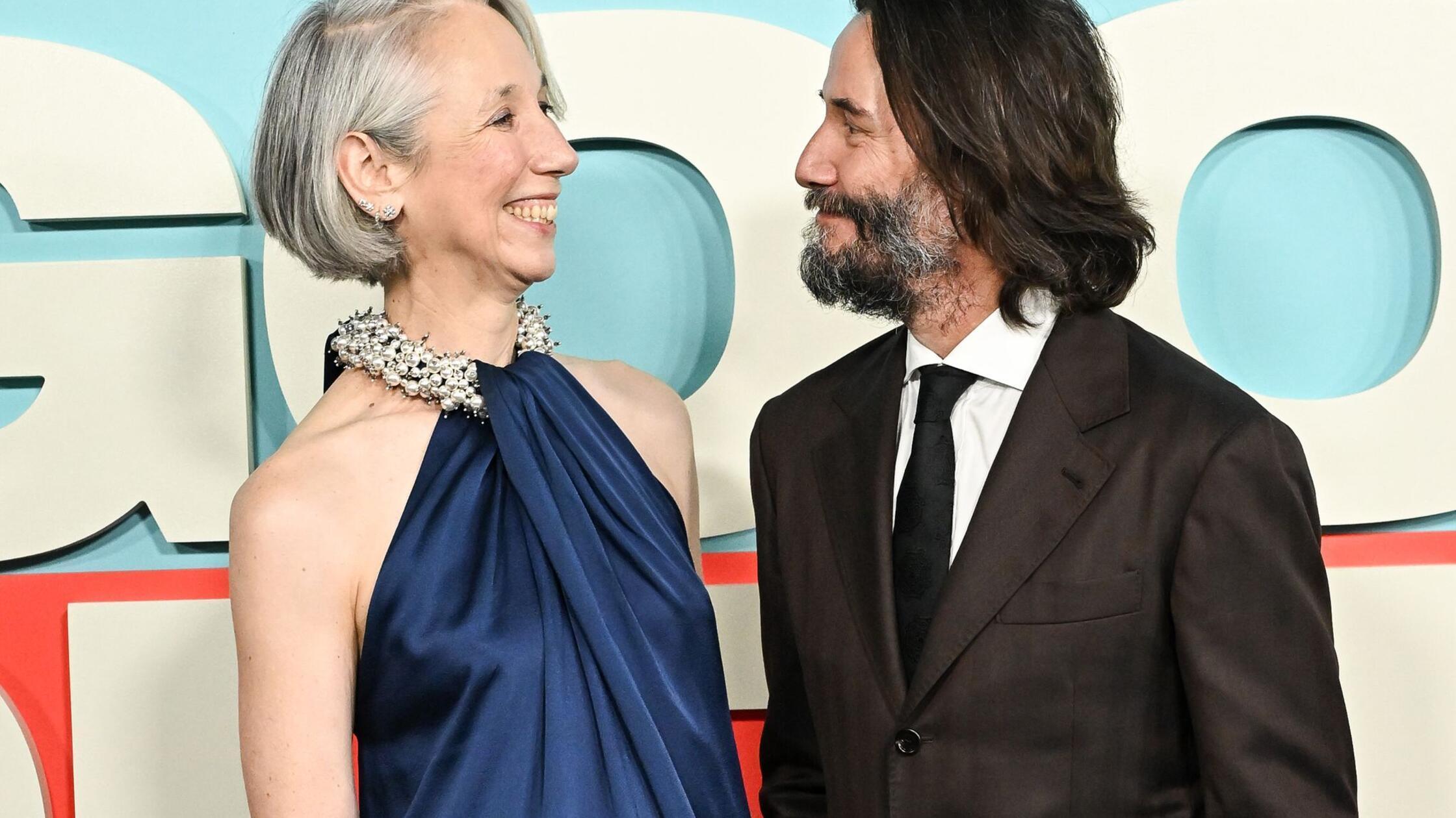 Alexandra Grant: Gemälde dank Keanu Reeves fröhlicher