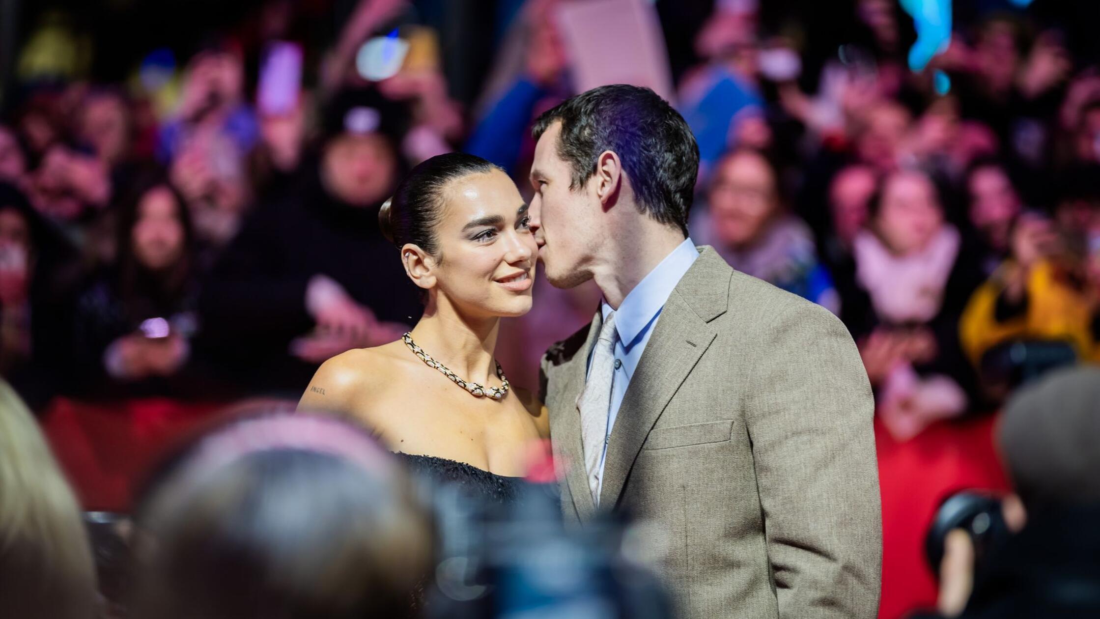 Dua Lipa und Callum Turner feiern Hochzeit