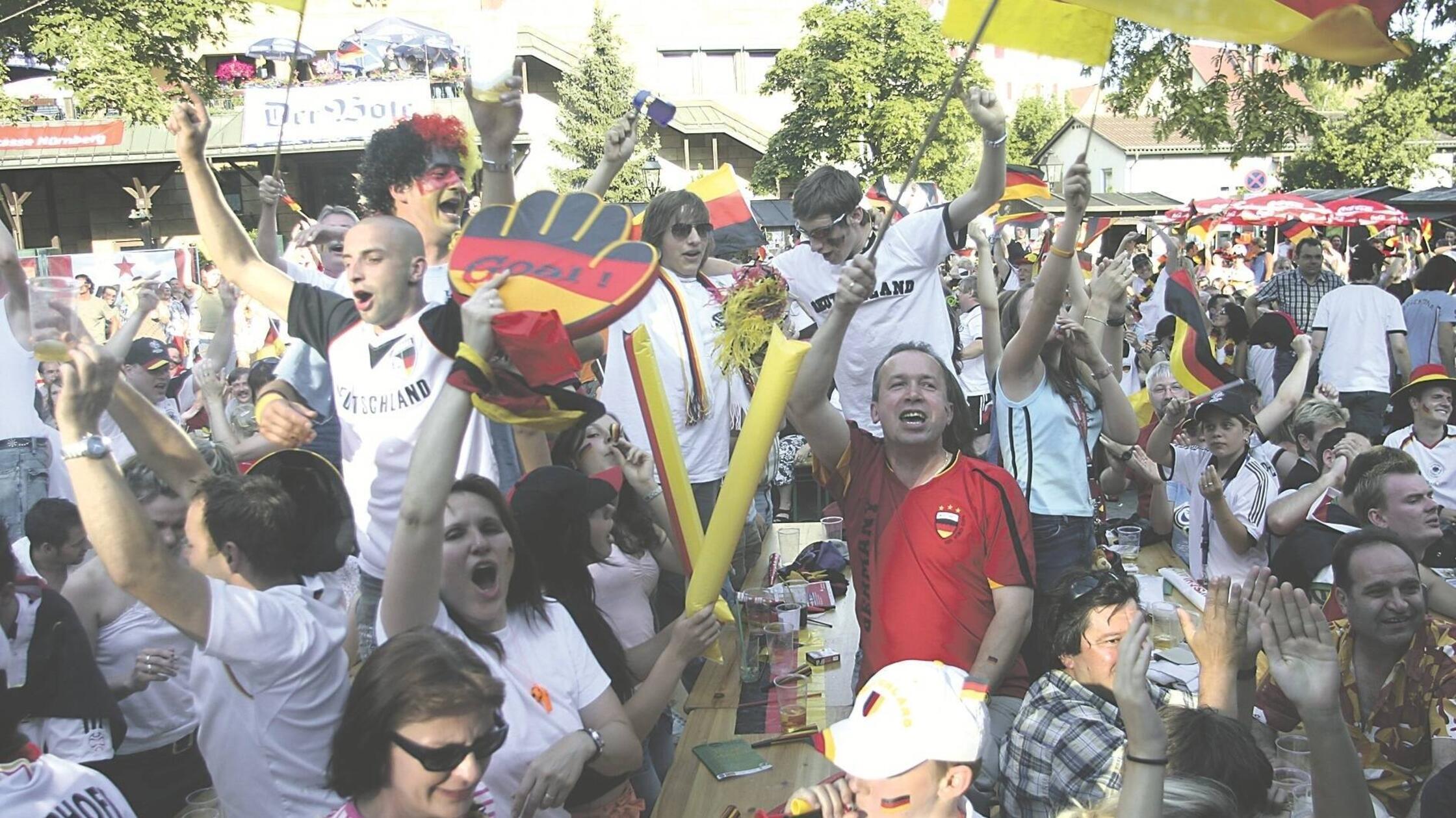 20 Jahre Sommermärchen: Ein Rückblick in Bildern auf die Ereignisse in ...