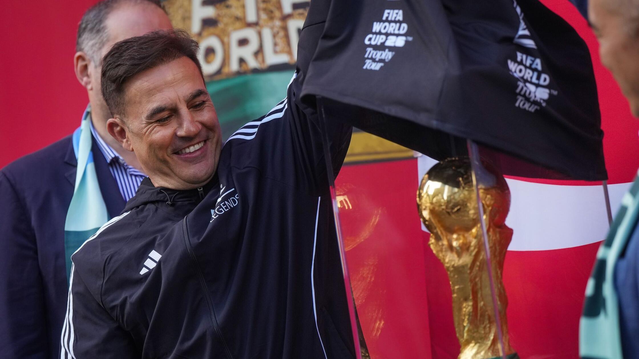 Rastloser Globetrotter: Cannavaro und Usbekistans WM-Traum