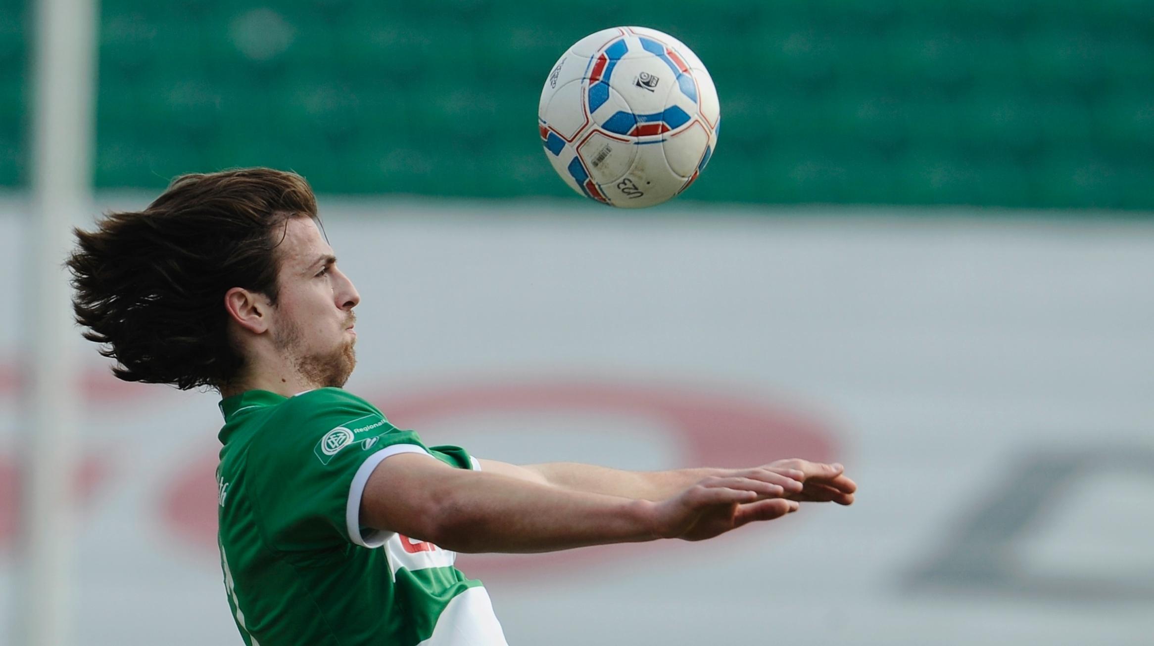 Neuer Vertrag: Das Kleeblatt verlängert mit Azemi