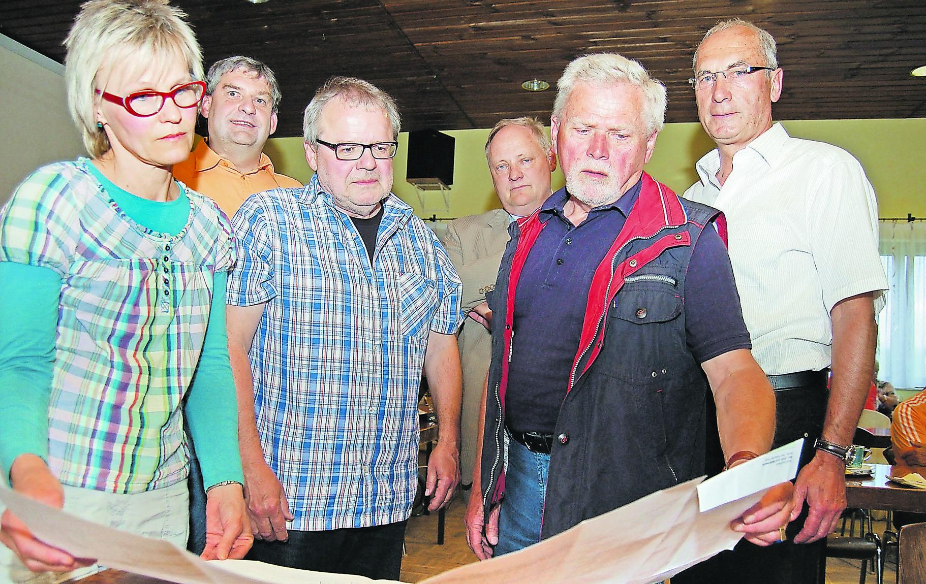 Erhöhung der Friedhofsgebühren steht in der Kritik - und Stadt ...