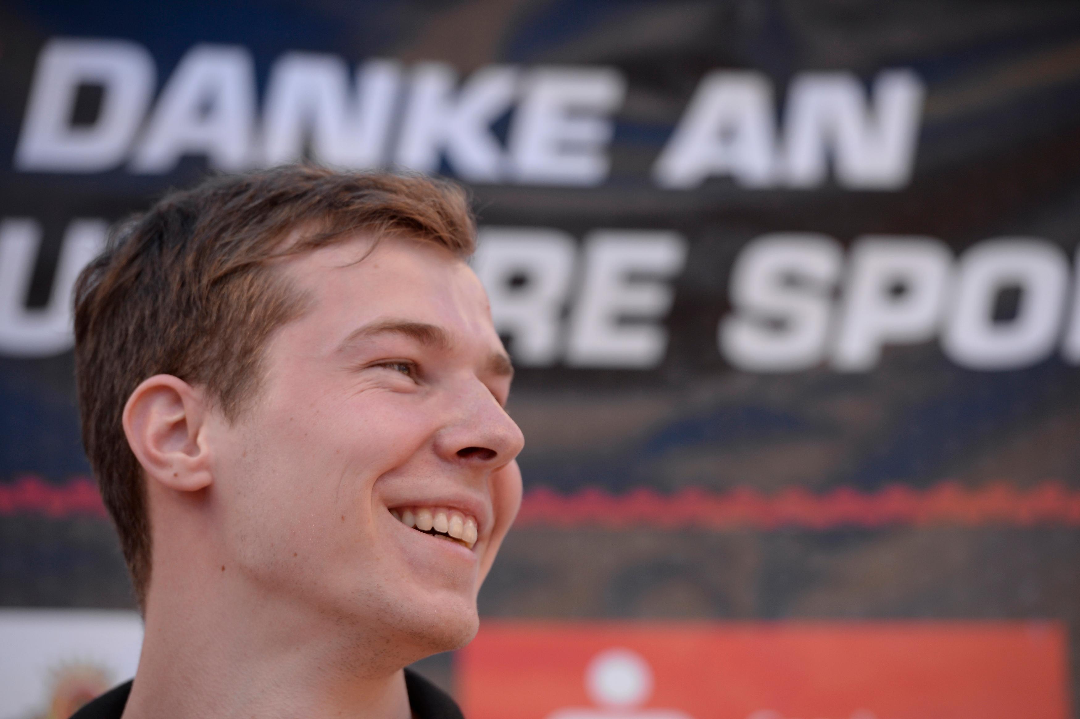 Vereinigung der Brüder: Jonas Link beim HCE vorgestellt