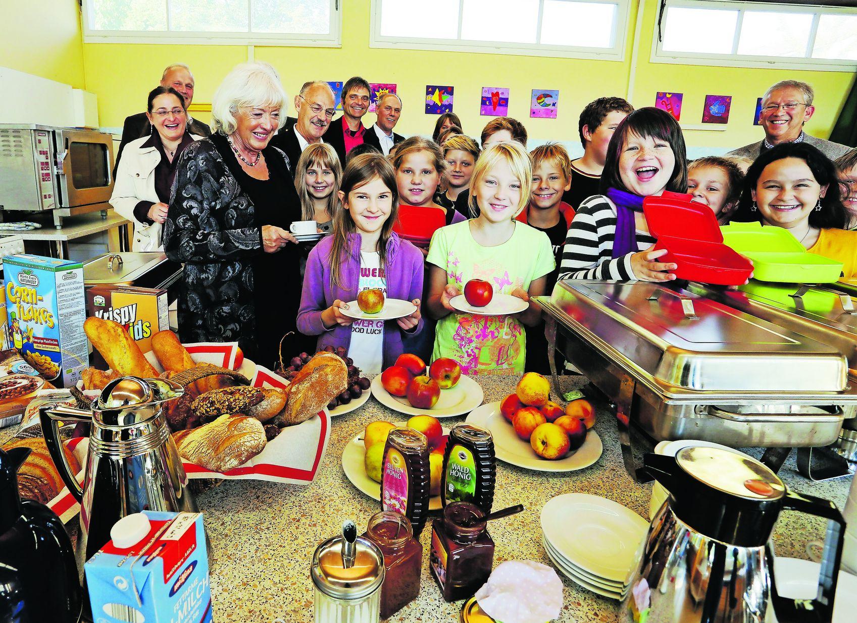 Fröhliches Frühstücken in der Schule | Nordbayern