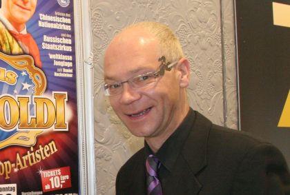 Martin Rassau eröffnet seinen «Opernstadl«