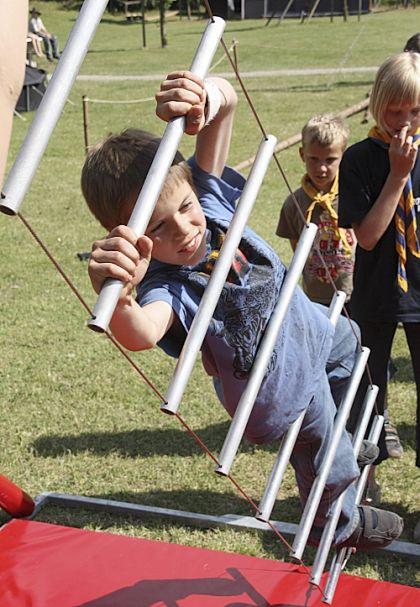 «Royal Rangers» schärfen ihre Messer