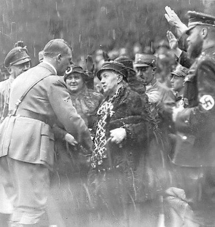 Die Nazis in Neumarkt