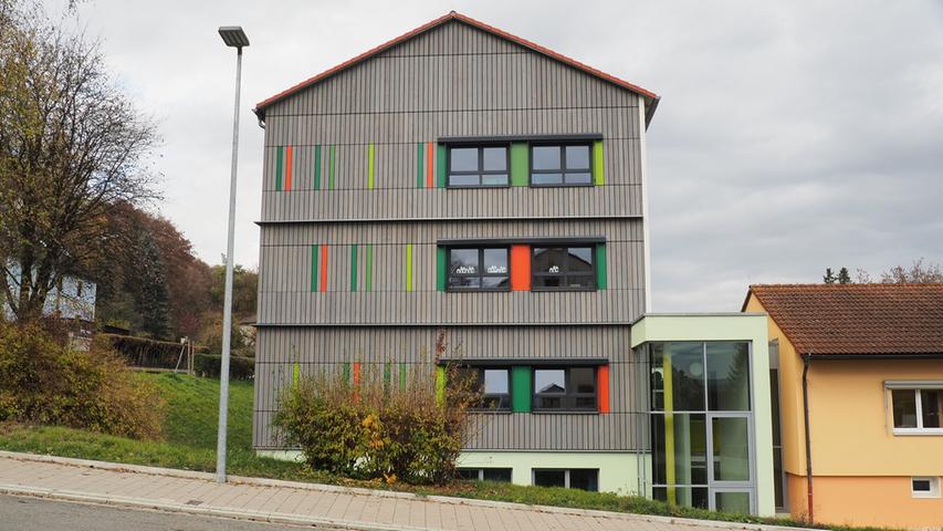 So sieht die sanierte Grundschule Treuchtlingen aus | Nordbayern So sieht die sanierte Grundschule Treuchtlingen aus | Nordbayern