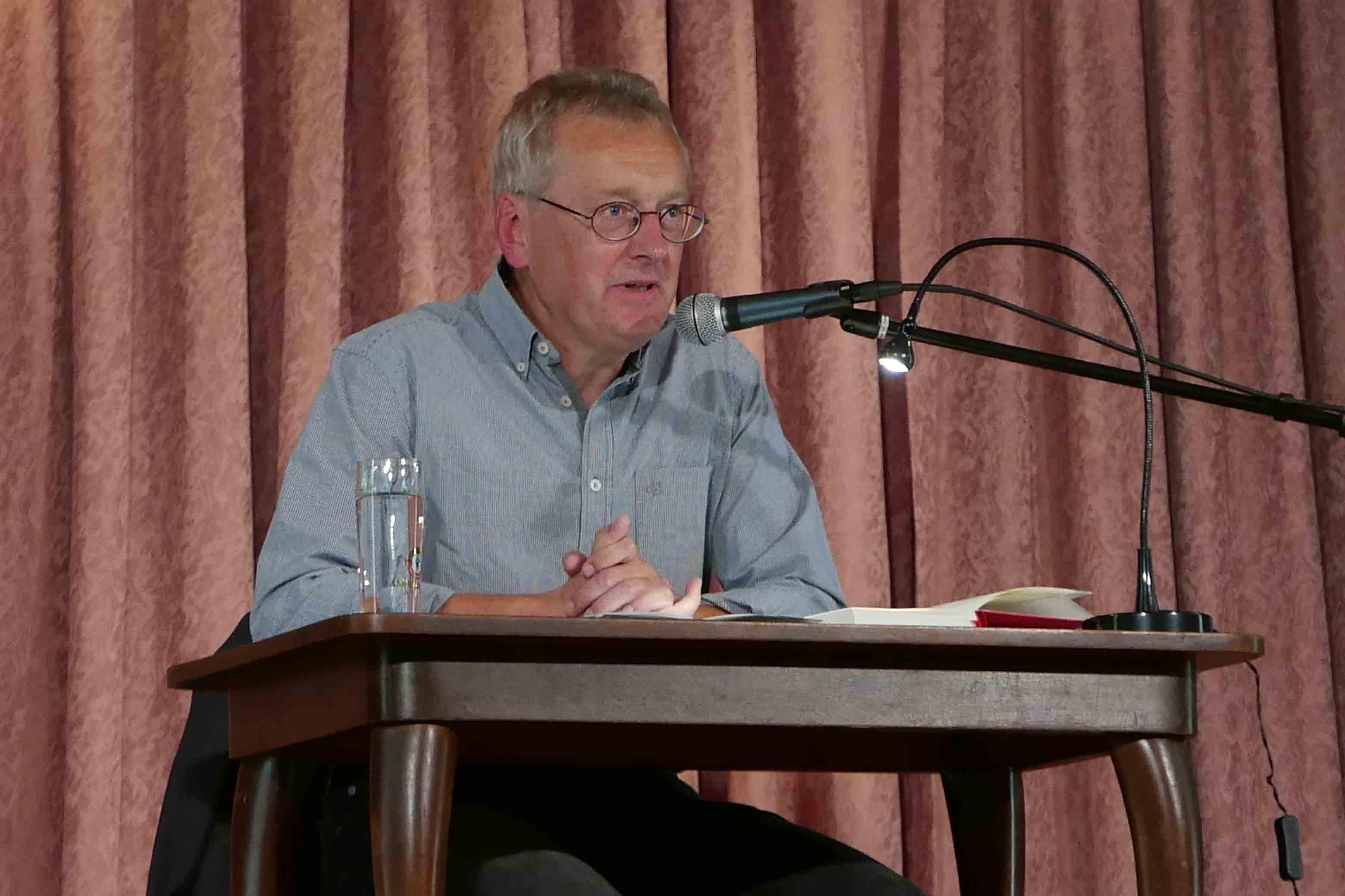 Mundartautor Haberkamm auf Lesetour in der Region