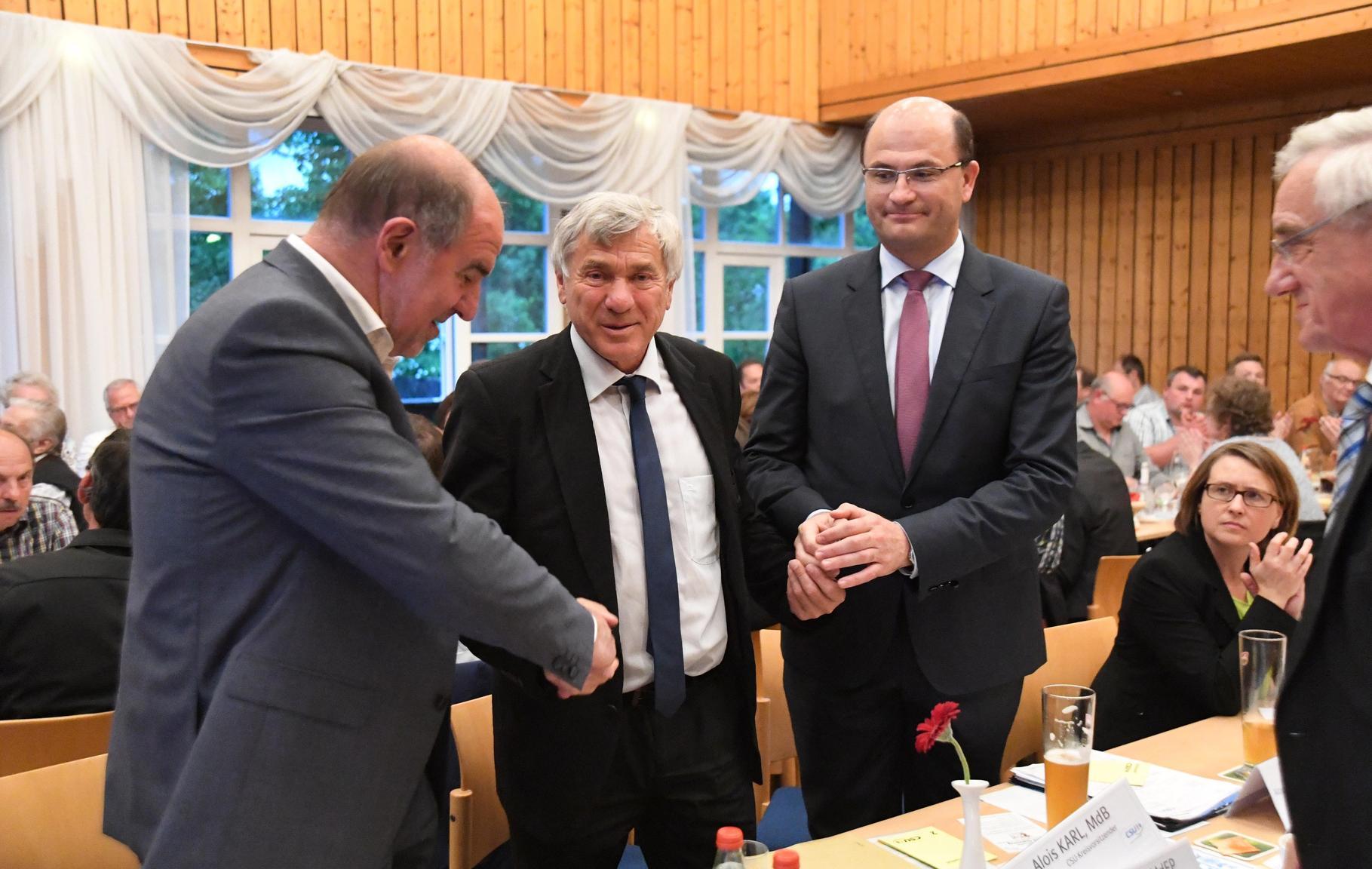 CSU-Kreisverband bestätigt Alois Karl