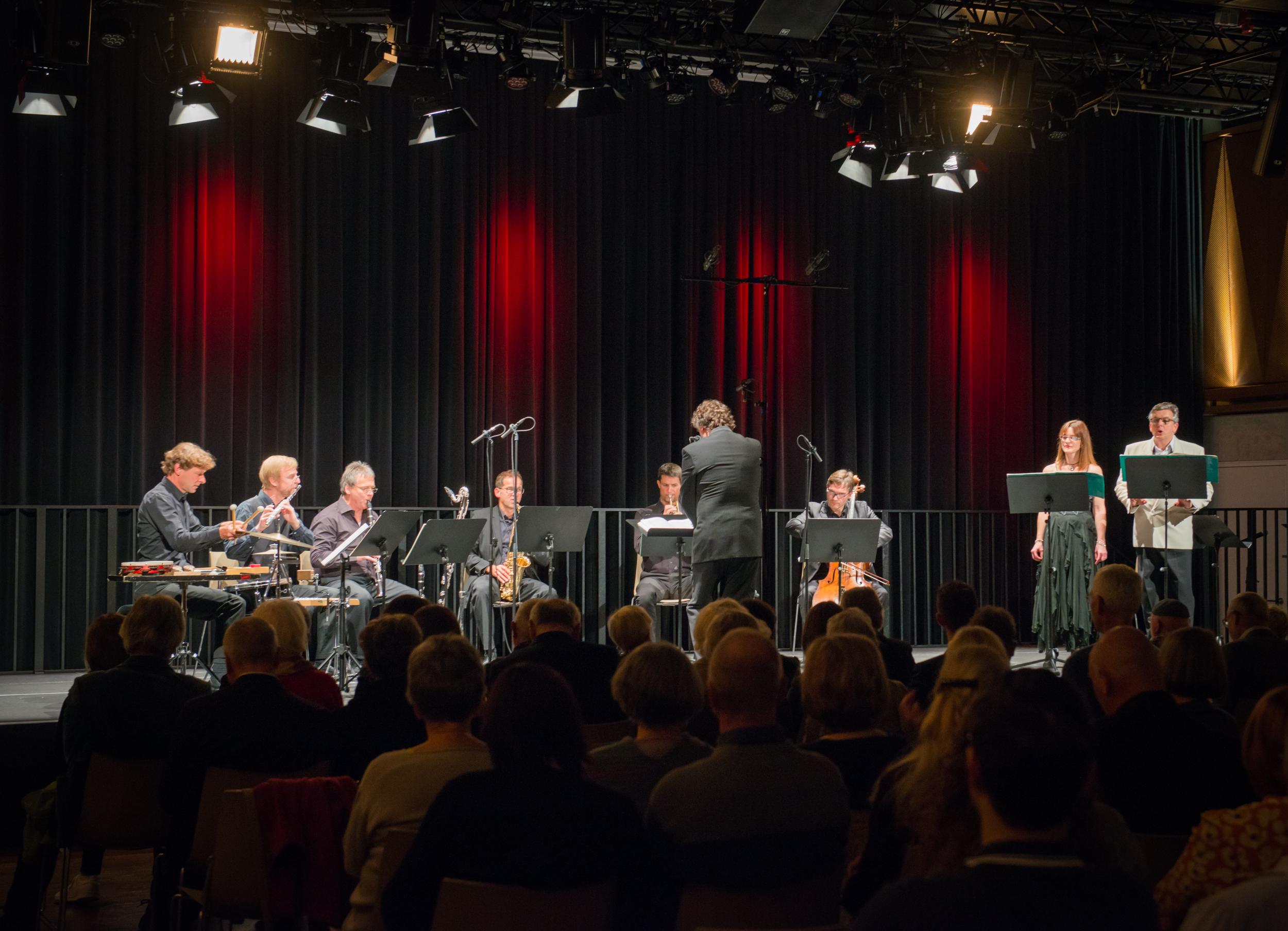 Neues Leben in alten Hallen: Kulturwerkstatt Auf AEG