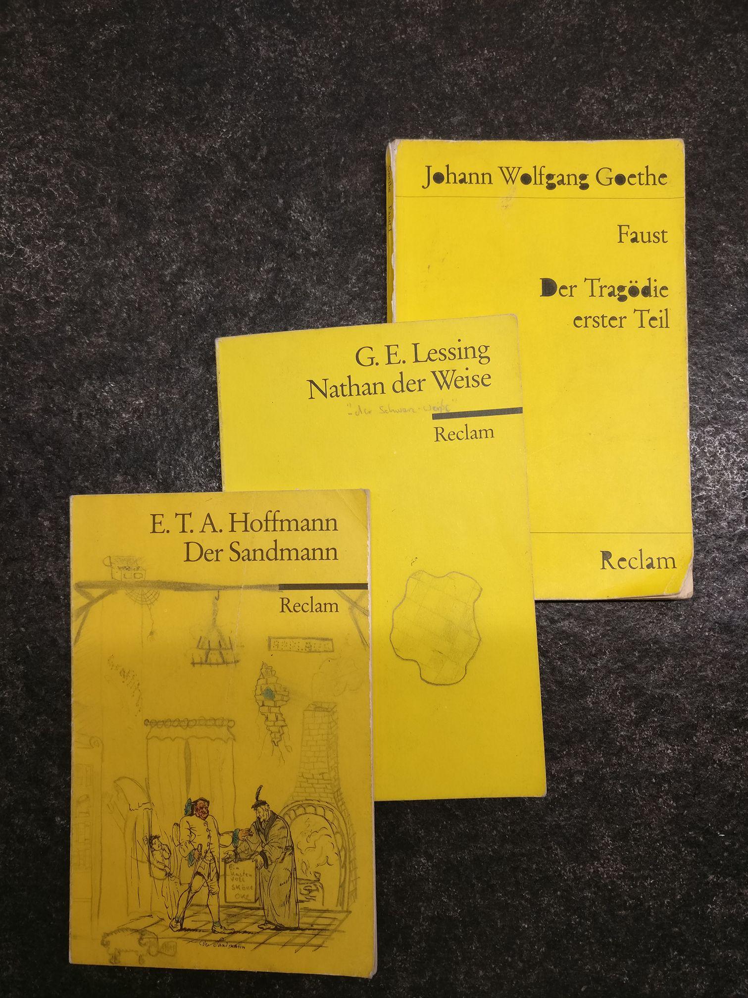 Ein Blick ins Regal: Die Reclam-Bücher unserer Leser - Region | Nordbayern