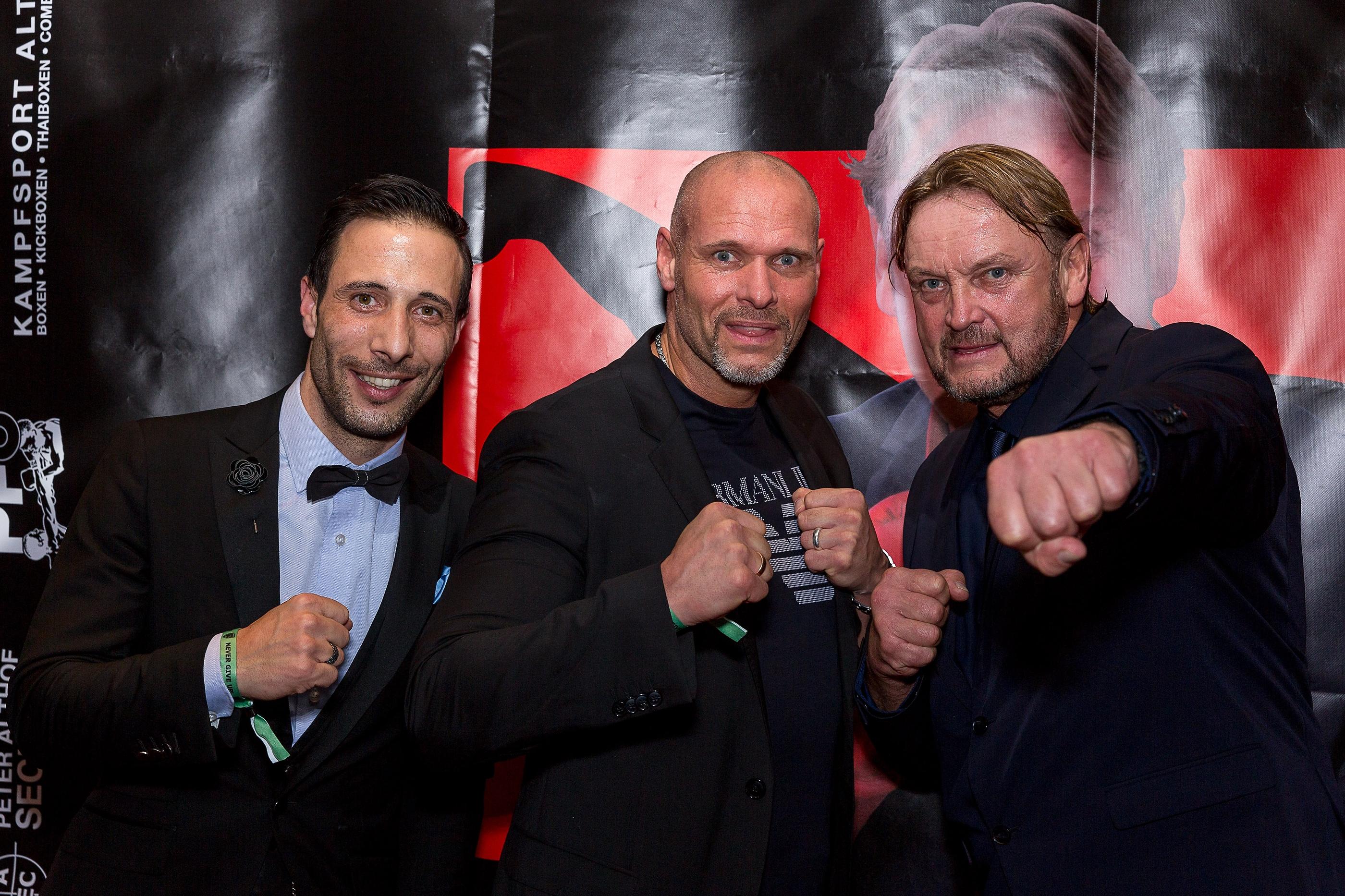 Fäuste, Girls und Legat: So war der "Fight of the Night"