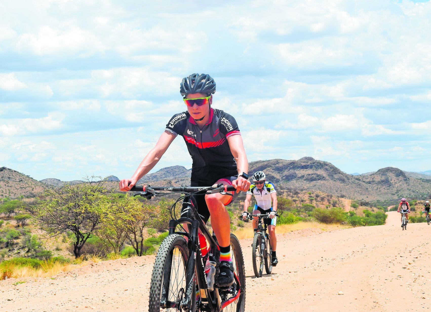 Rebecca Robisch siegte beim Desert Dash in Namibia