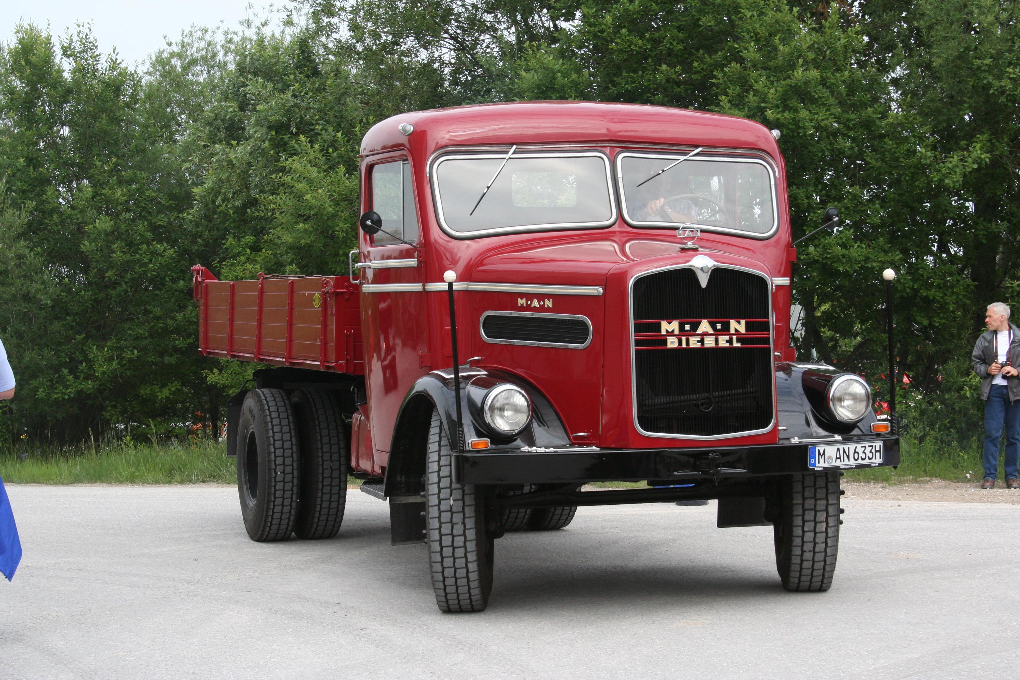 "Die großen Sieben": Laster-Legenden aus Deutschland