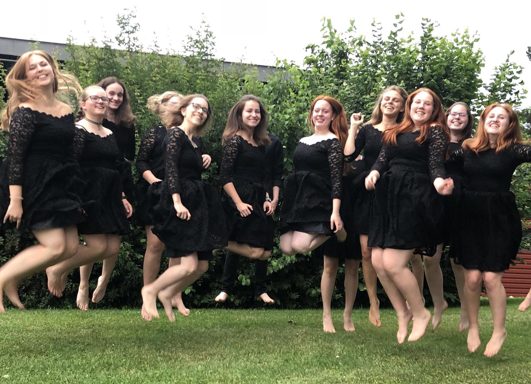 "Lizzy Singers": Pop-Songs und Gospels unterm Kreuz