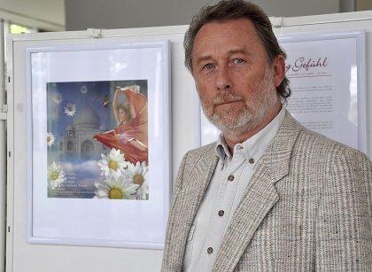 Künstler Hennig schafft Platz für Gefühle