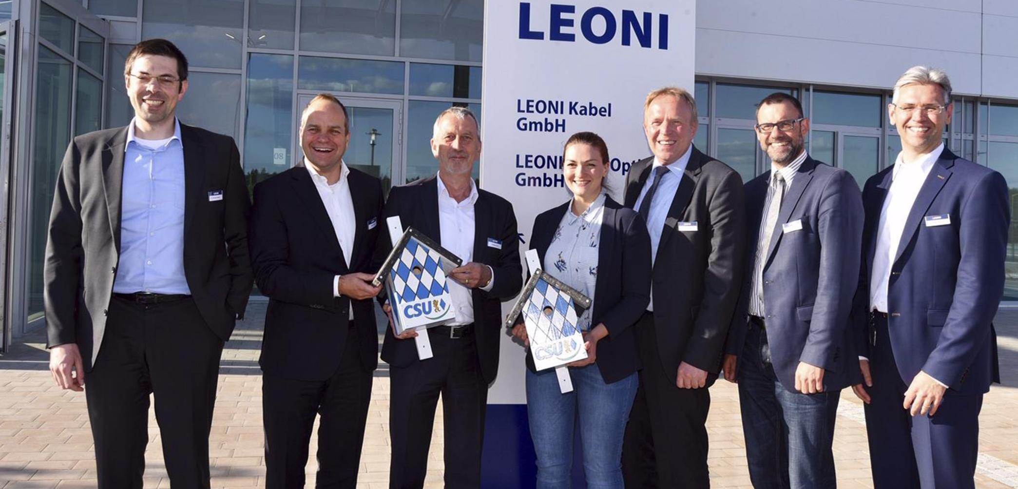 Ministerin in Roth: Ohne Draht und Computer geht nix