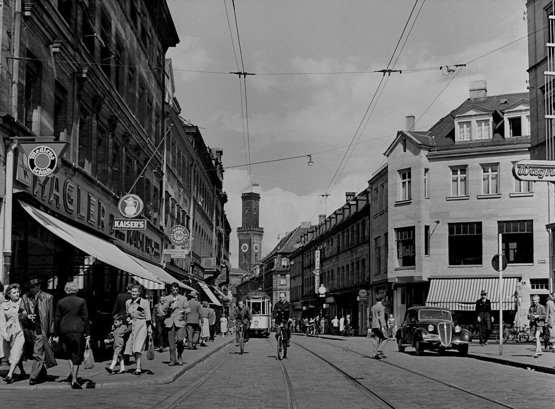Damals und heute: Fürths Fußgängerzone im Wandel der Zeit