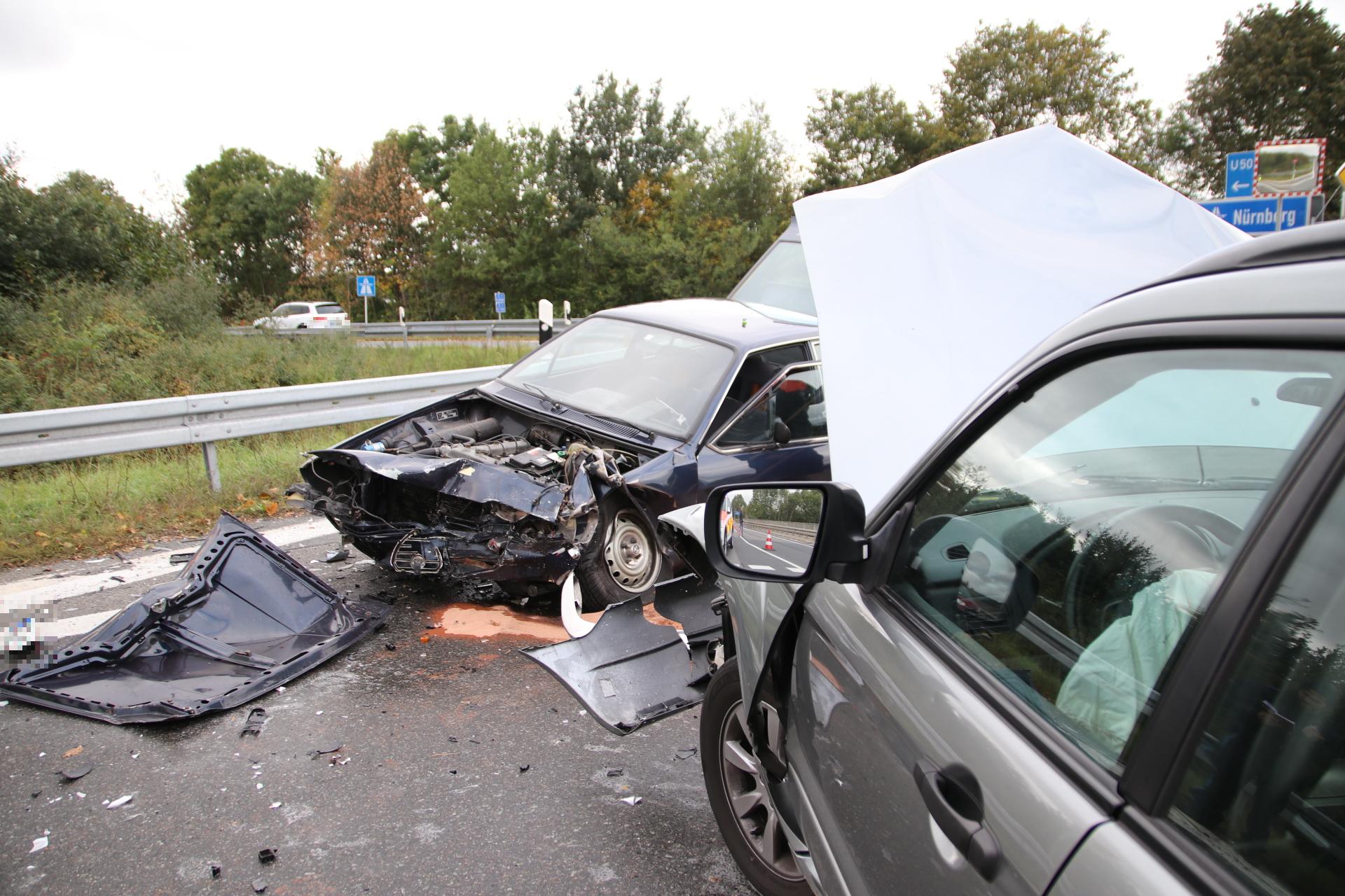 Schwerer Unfall: Oldtimer prallt bei Möhrendorf mit SUV zusammen