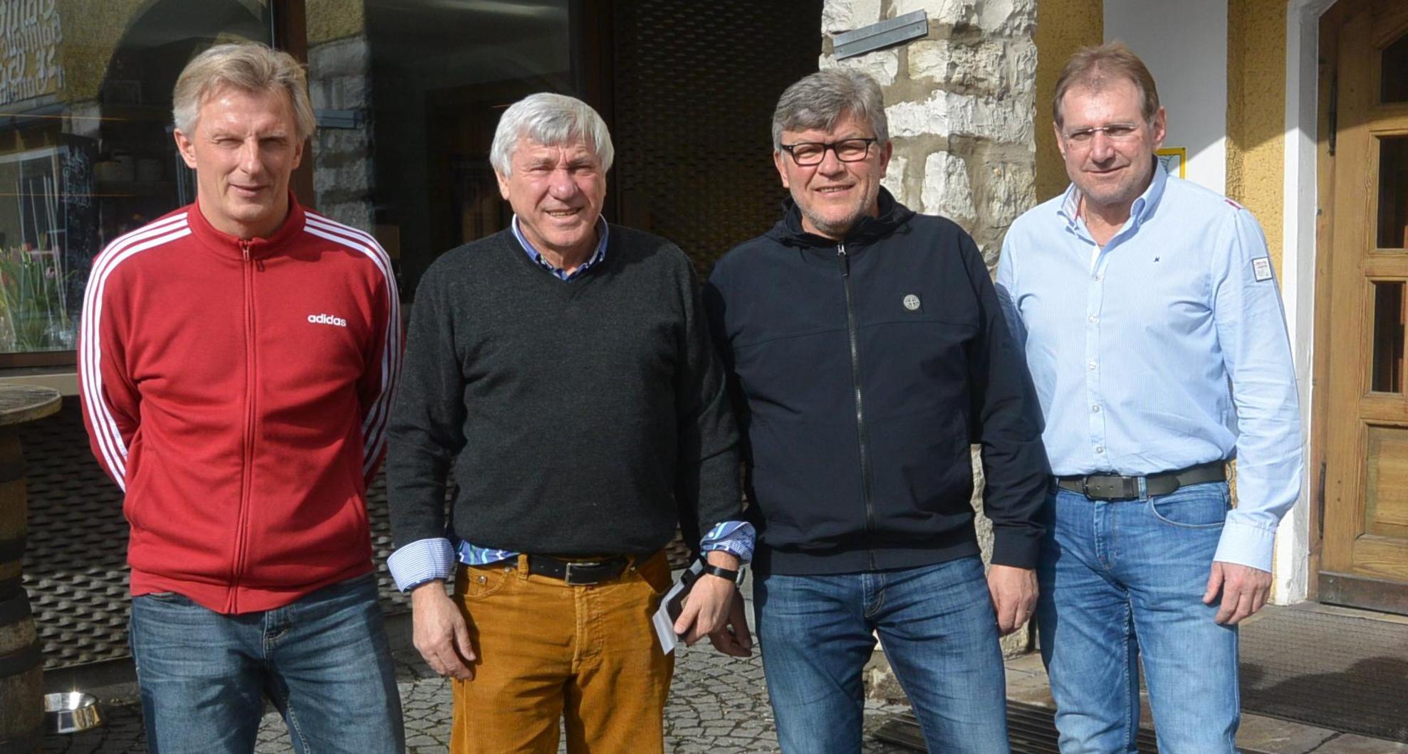 Alois Karl kickt für den FC Bundestag