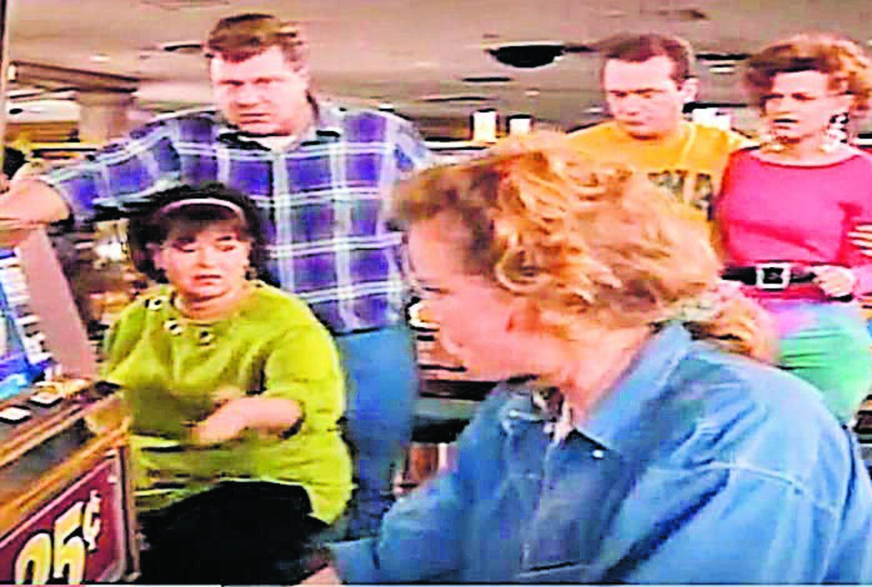 Komikerin Lois Bromfield wird im Höchstadter Wintergarten kreativ