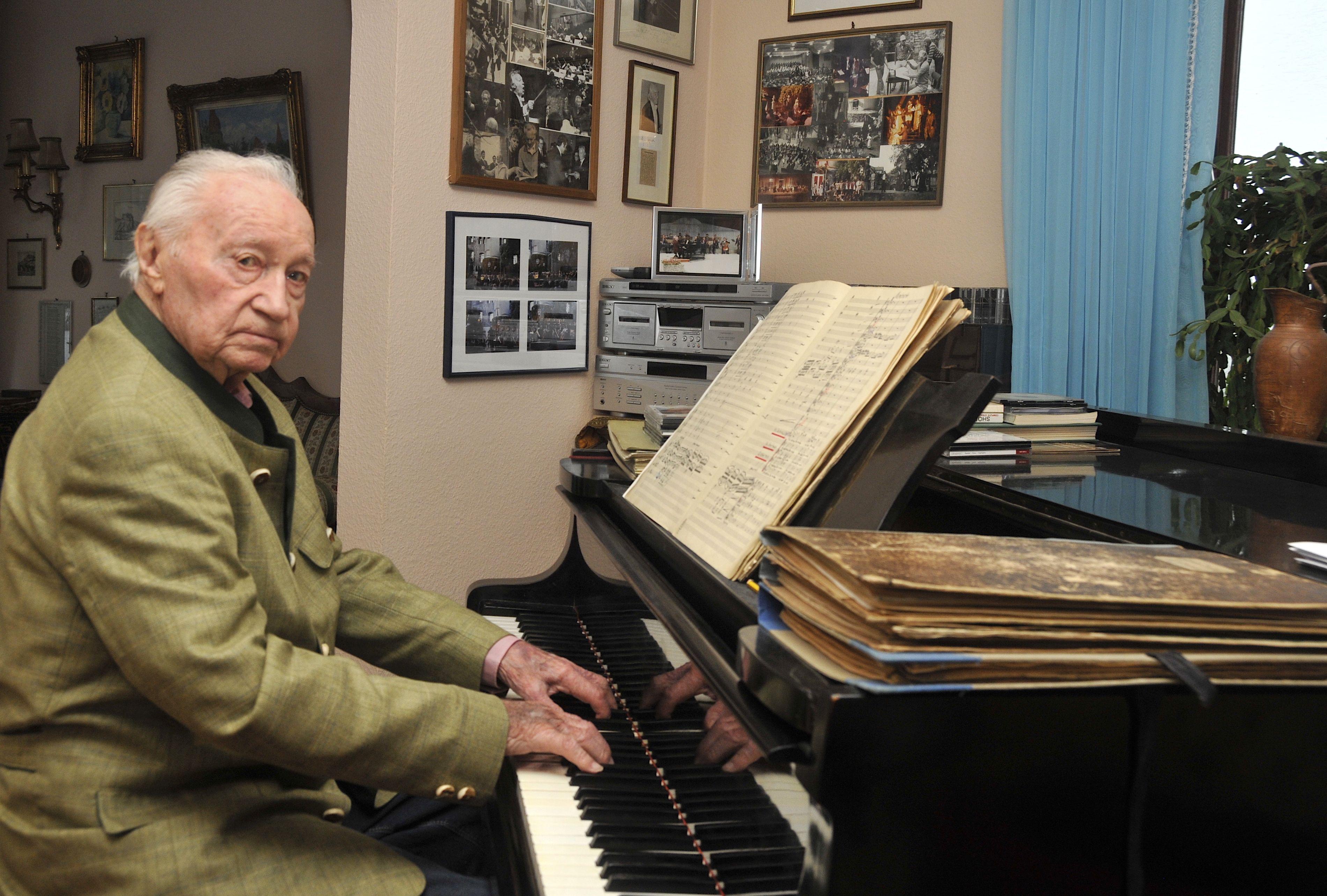 Dirigent Helmut Weigel mit 103 Jahren verstorben